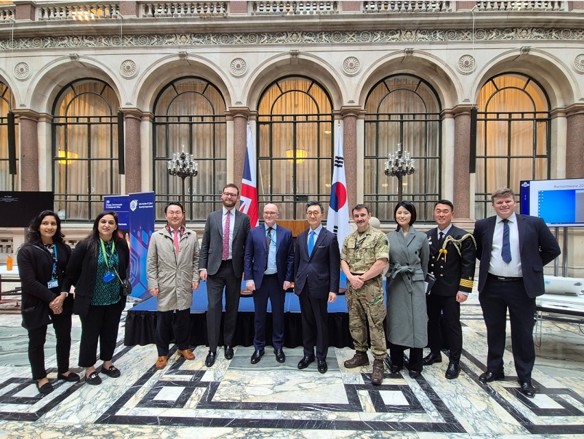 Ambassador Yoon visited DCM4 Tactical Forward HQ 상세보기|Embassy's ...